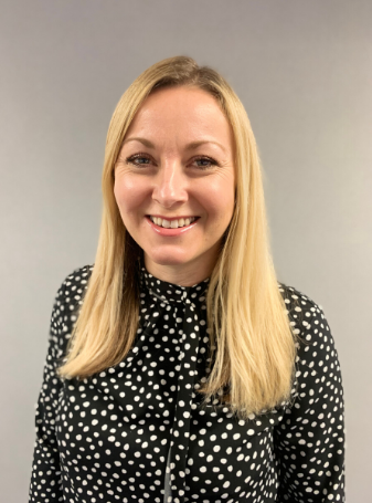 My Job in 5: Jo Fenn -HR Director - Jobs in Books - Career Advice & Tips